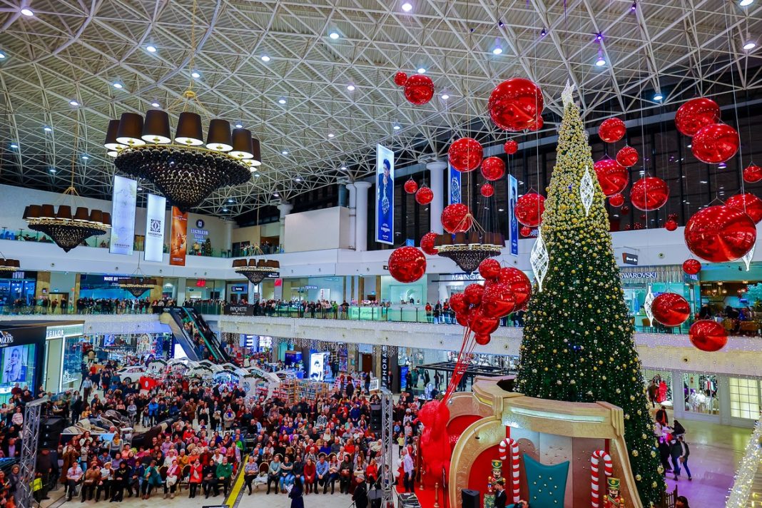 Seară magică de colinde la Palas: joi, Filarmonica „Moldova” aduce ...